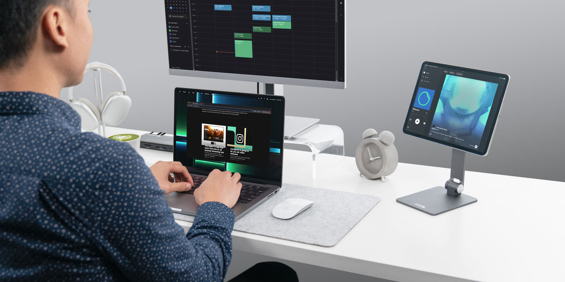 Elevate Your Productivity With Plugable Stands for Laptops and Tablets ...