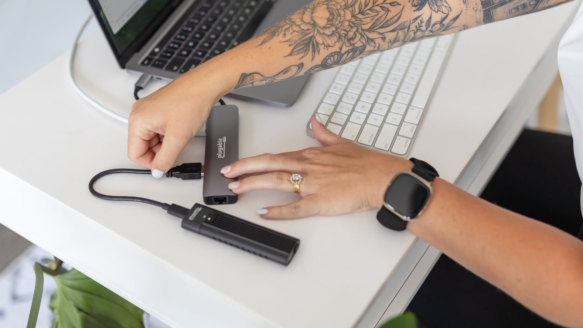 4 Tips to Maximize Your Productivity on the Go ~ Plugable Technologies