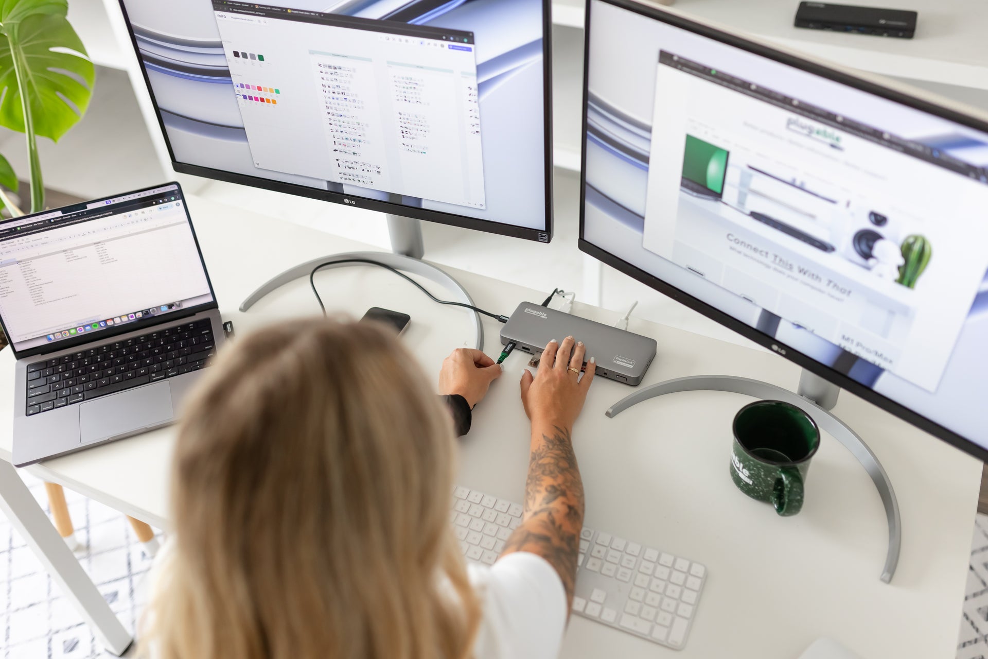 Maximize Efficiency with Multi-Monitor Setups ~ Plugable Technologies