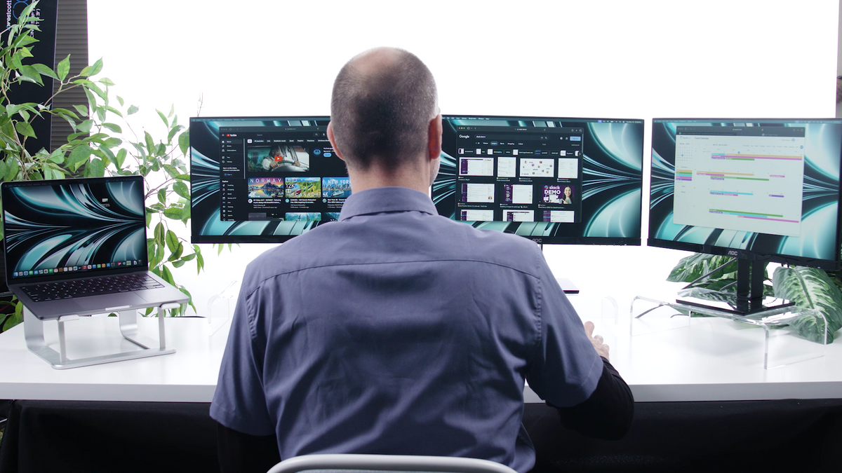 How to Add Two or Three Screens to the M3 MacBook Pro ~ Plugable ...