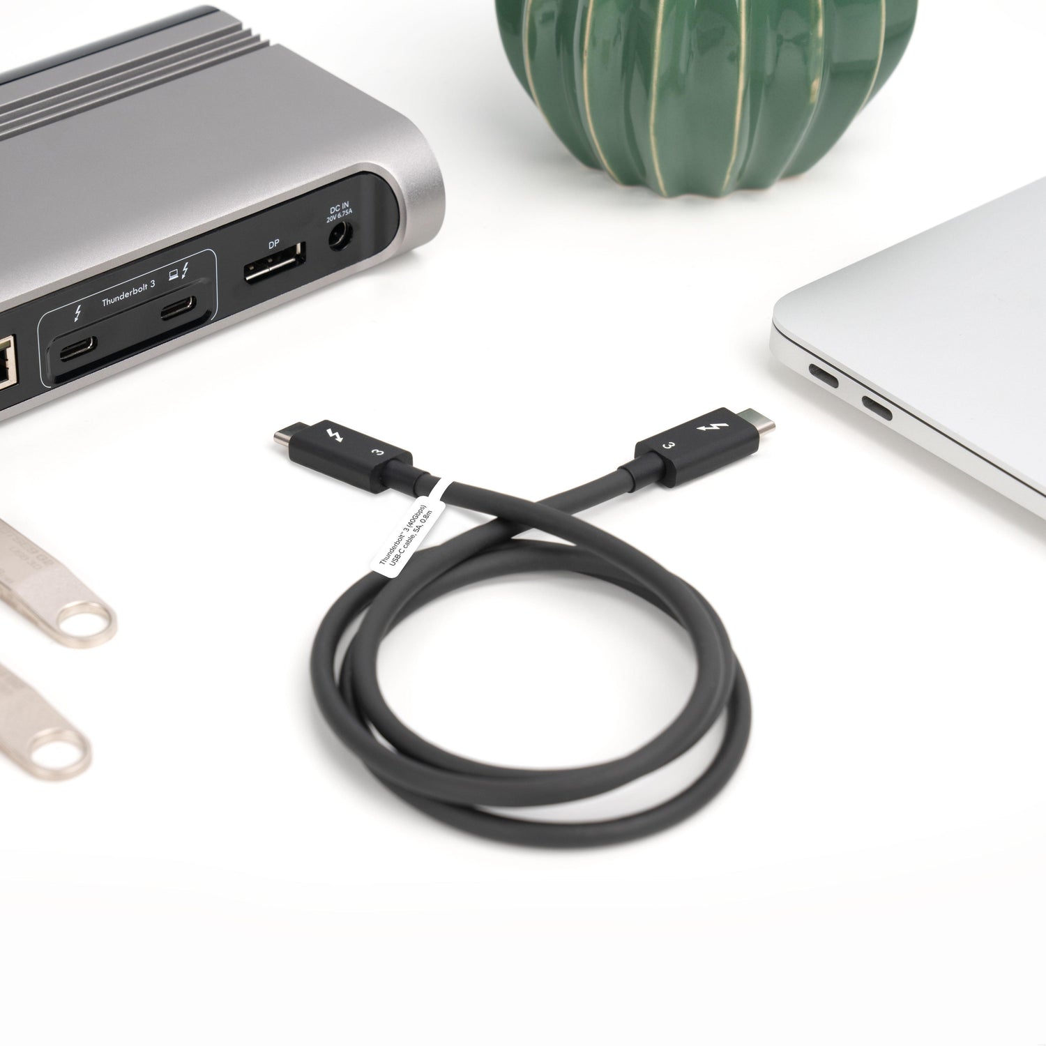 Plugable Thunderbolt 3 Cable (40Gbps, 2.6ft/0.8m) ~ Plugable Technologies